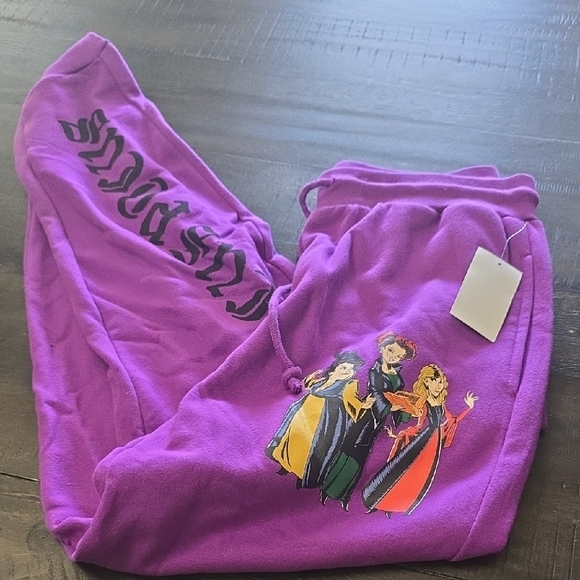 Disney | Pants & Jumpsuits | Hocus Pocus Womens Sweatpants Nwt Medium ...